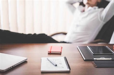 10 articles to read if you re managing a web design project hook agency