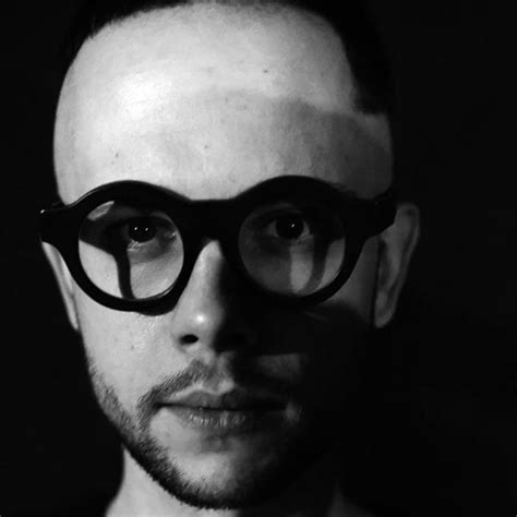 Deas Cкачать бесплатно в Mp3 слушать музыку онлайн на портале Musify