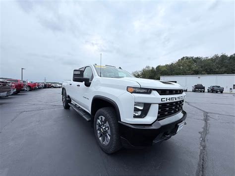 2023 Chevrolet 2500 Crew Cab Commercial Trucks Bowling Green