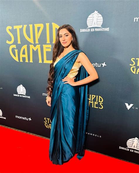 Naeema Butt Gets Emotional Talking About Fans Love Reviewitpk