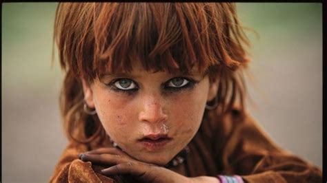 برخی از عکس‌های رضا دقتی از افغانستان و انقلاب بهمن ماه در ایران