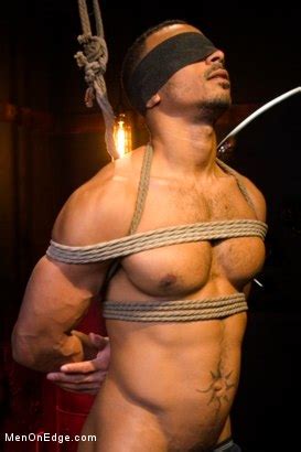 Porn Model Zario Travezz