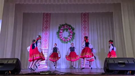 Волинська полька танцюють дівчатка із села Лище Youtube