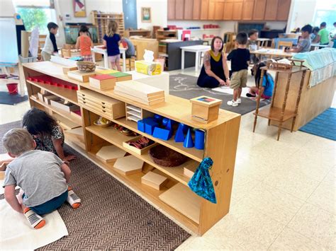 Montessori Education Empower Young Minds — Yucca Learning