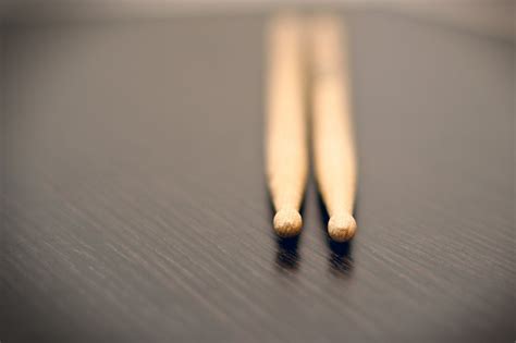 무료 이미지 쓰기 빛 화이트 사진술 다리 손가락 색깔 그림자 검은 닫다 인간의 몸 모양 매크로 사진 4001x2667 36637 무료