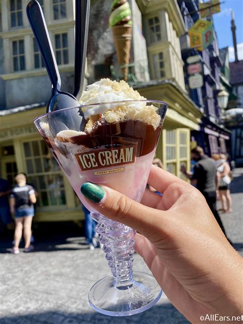 Strawberry Peanut Butter Chocolate Sundae Florean Fortescues Ice