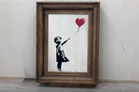 Бэнкси раскрыл первоначальный план уничтожения картины Девочка с шаром