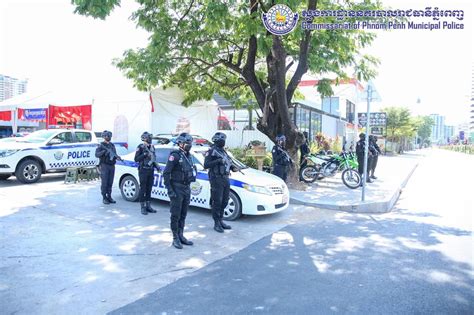 លោកឧត្តមសេនីយ៍ឯក ស ថេត ចុះត្រួតពិនិត្យកម្លាំងតាមគោលដៅ តាមផែនការ ដេីម្បីត្រៀមការពារ សន្តិសុខ