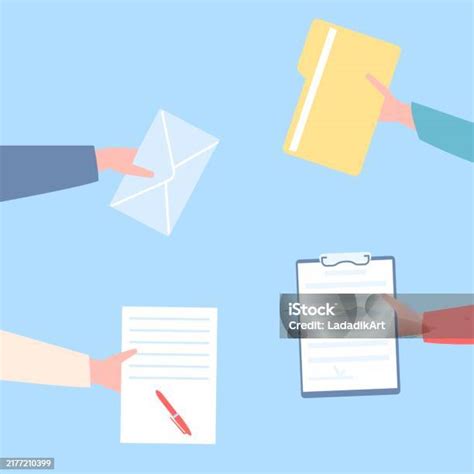사무실 요소가 있는 손 노란색 폴더를 들고있는 관리자 할 일 목록 계약서 편지가 담긴 봉투 편평한 사업 작업 과정 벡터 개념 개념에 대한 스톡 벡터 아트 및 기타 이미지
