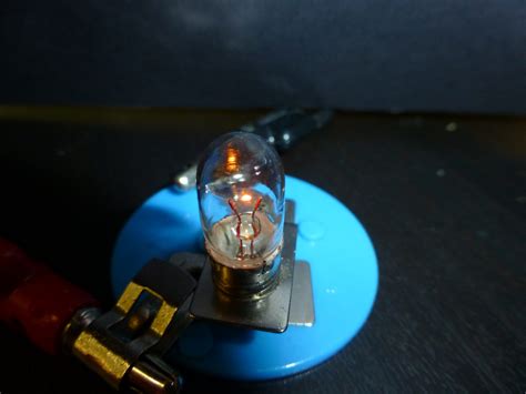 Light Emission Conceptual Physics