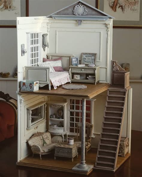 32 Handyman Class Ideas Cardboard Crafts Cardboard Sculpture Cardboard Art