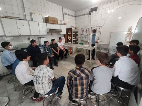 مراسم افتتاحیه و شروع کلاس های تابستانی متوسطه دوره اول پسرانه دماوند