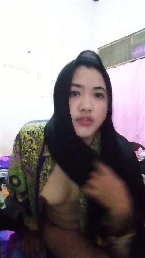 Bu Guru Indonesia Bugil