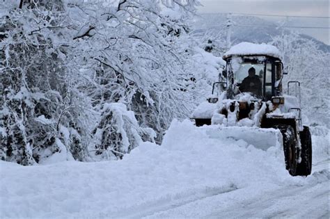 უხვი ნალექის გამო ჩოხატაურში შიდა გზებზე საავტომობილო მიმოსვლა შეწყდა გურიის მოამბე