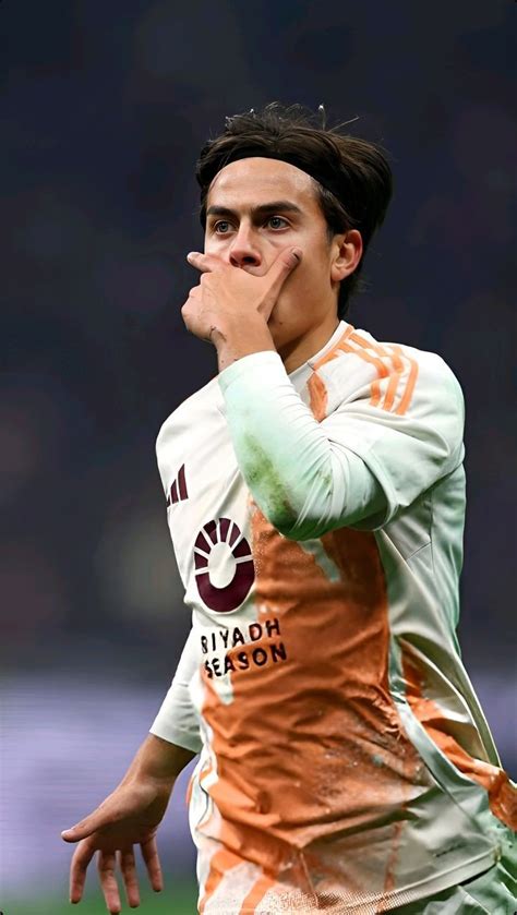 والپیپر پائولو دیبالا طرفداری