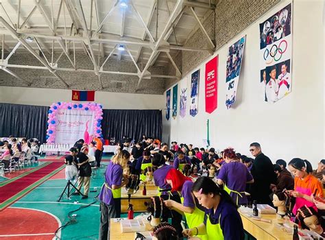 Ражив Гандийн Нэрэмжит Үйлдвэрлэл Урлалын Политехник Коллеж