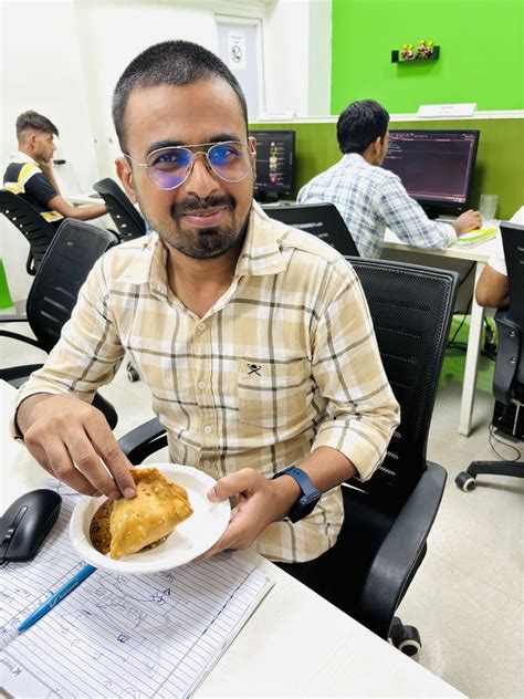 Kaspro Solutions Pvt Ltd On Linkedin Delicious Hotsamosas Rainyday Teamspirit