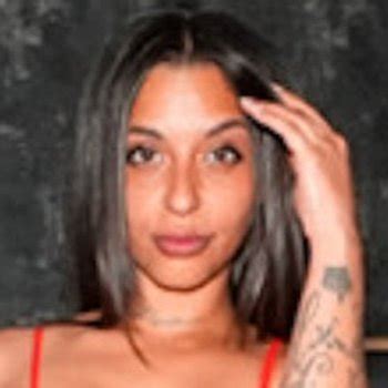 Hiba Hakimi Photos Watch Her 0 Free HQ Galleries At FreeOnes