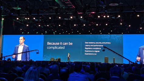 Oracle Cloud World 2022 все от основных докладов до новостей и