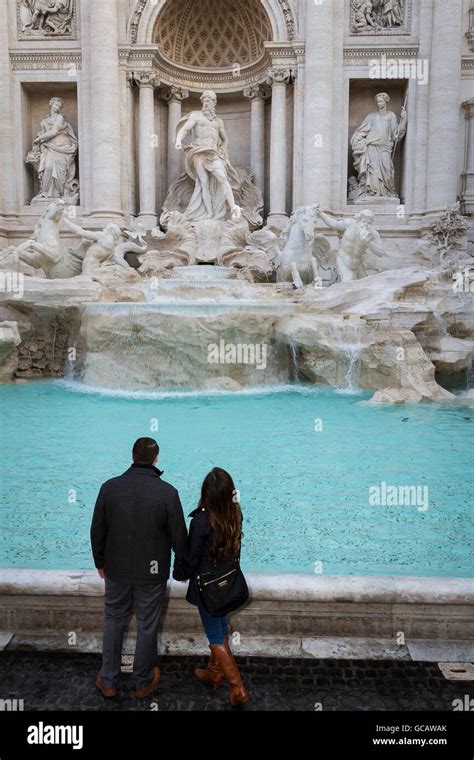 Couple At The Trevi Fountain Stock Photo Alamy