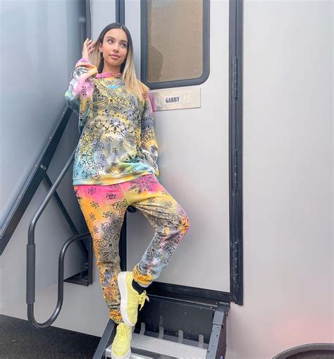 33 6k Likes 321 Comments 𝗞𝘆𝗹𝗶𝗲 𝗖𝗮𝗻𝘁𝗿𝗮𝗹𝗹 Kyliecantrall On