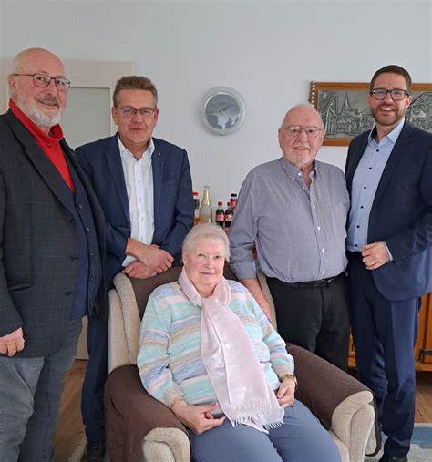 Brigitte And Karl Schlingloff Aus Erlensee Feiern Diamantene Hochzeit