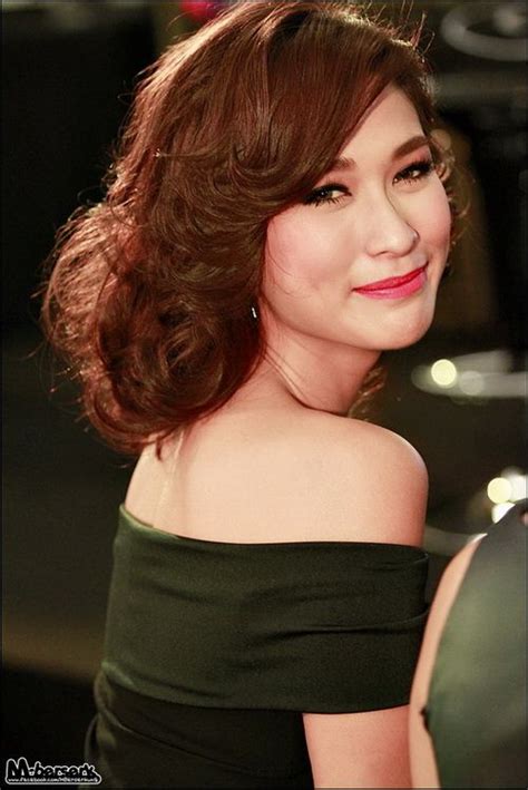 Ploy Chermarn นักแสดงหญิง