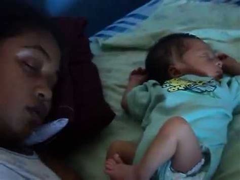 Dormindo Com Mamae Youtube