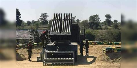 စစ်ကောင်စီတပ်များ လက်ခတ်တောင်ကို အင်အားအလုံးအရင်းဖြင့် ထိုးစစ်ဆင်နေ