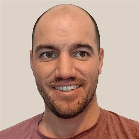 Asus Rog Strix Scar 18 Review 2023 Pcmag Uk