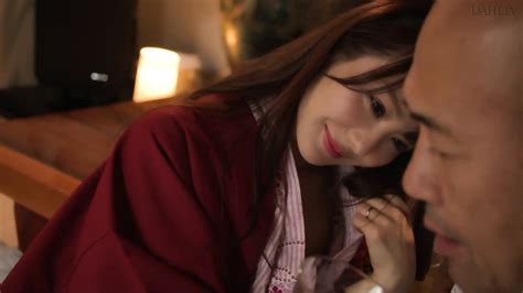 A Kissing Creampie Sex With Her Boss Who Listens To Her Husbands Complaints Until His