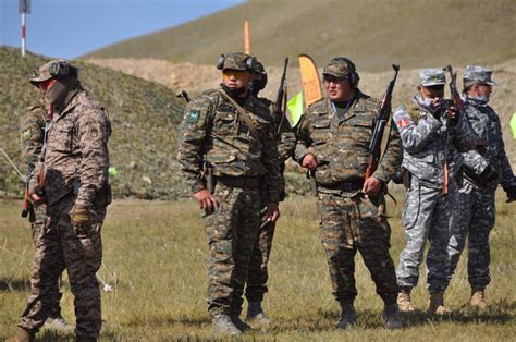 Ерөнхийлөгчийн нэрэмжит буудлагын тэмцээн эхэллээ