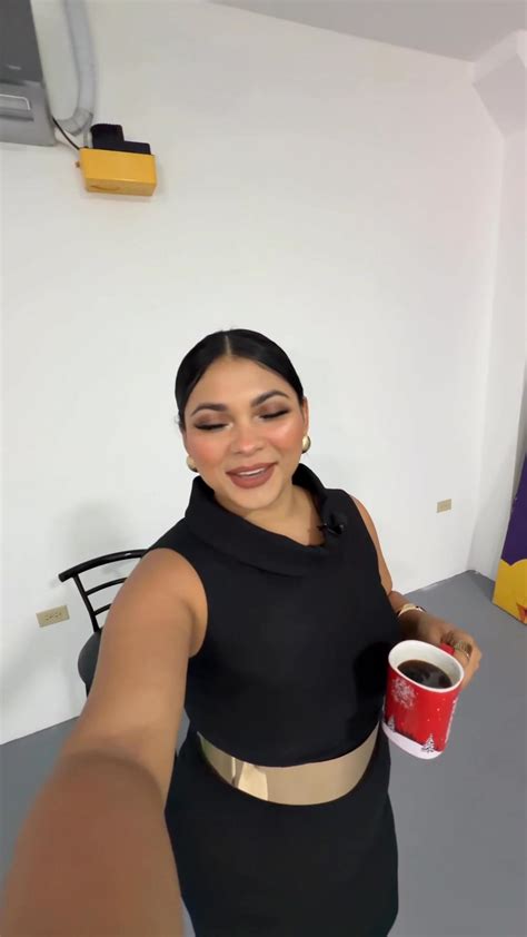 Ya Estamos En La Emisión Estelar ☺️ ️ Sonia Umanzor Facebook