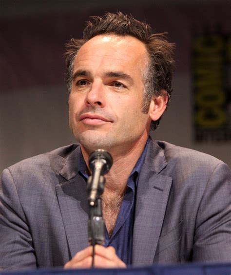 Paul Blackthorne — Wikipédia