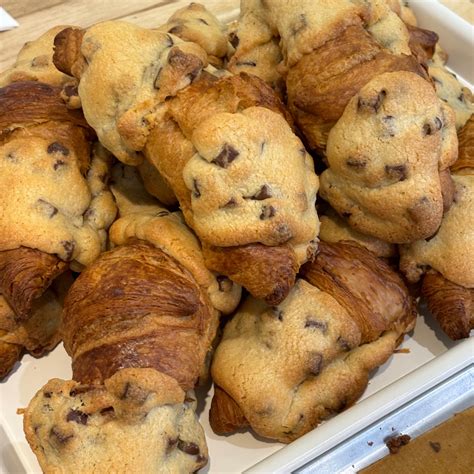 크루키 대유행디저트 크루키 초코쿠키 크루아상 에이블리