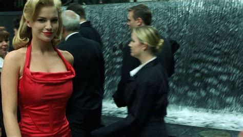 Fiona Johnson ~ Complete Biography With Photos Videos
