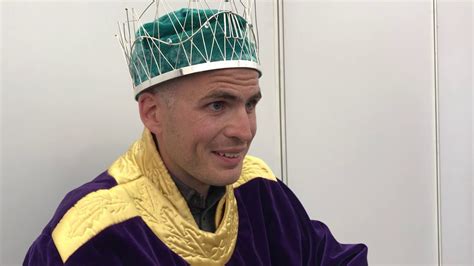 Guto Dafydd Enillydd Y Goron Eisteddfod Genedlaethol Llanrwst 2019 Yn Trafod Saer Nef Youtube