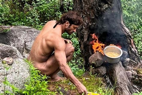 Vidyut Jammwal Goes Naked For Rd Birthday In Himalayas Alone Every Year India