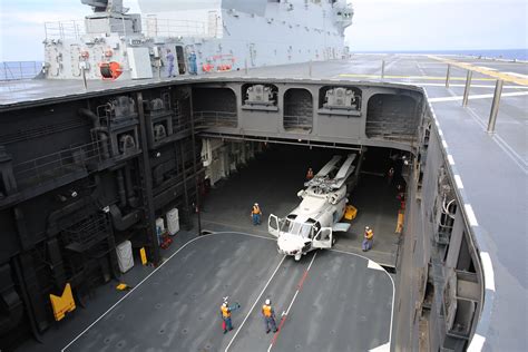 71 Best Js Izumo Images On Pholder Warship Porn Military Porn And Azure Lane