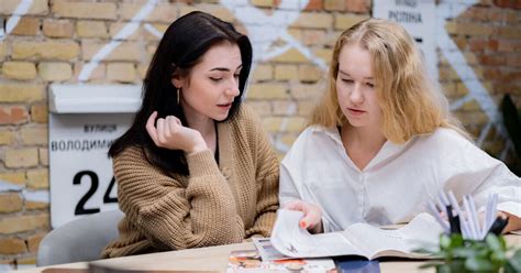 critical thinking skills during the english efl lessons