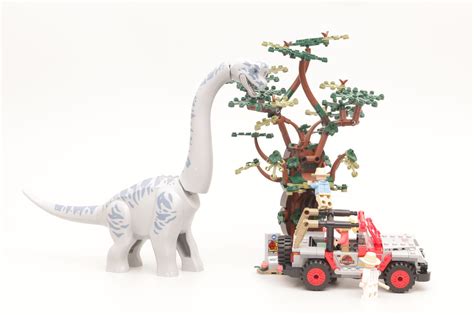 Lego Jurassic Park 76960 Brachiosaurus Discovery Review