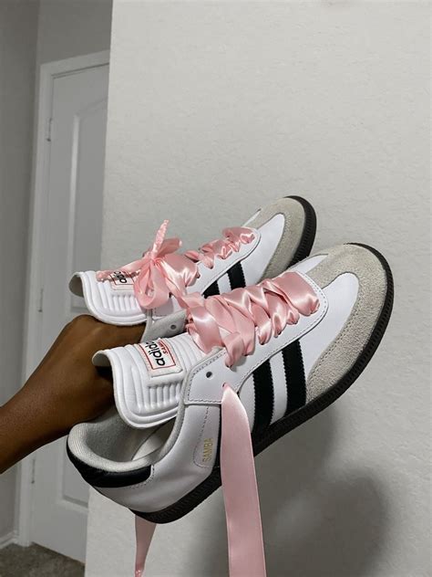 Insta Cccameryn 🧸 Fashion Shoes Girly Shoes Swag Shoes