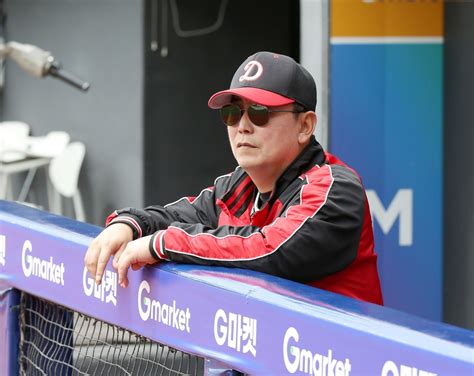 정우주 출격 전주고 초반 기선제압 Vs 대회 2연패 도전 덕수고 상대 기동력 대비 이마트배 나무뉴스