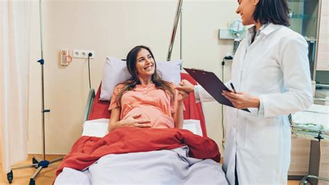 Wat Draag Je Tijdens De Bevalling Libelle Mama