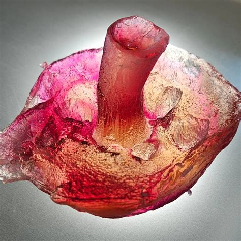 Laura Dutton Contemporary Glass Society