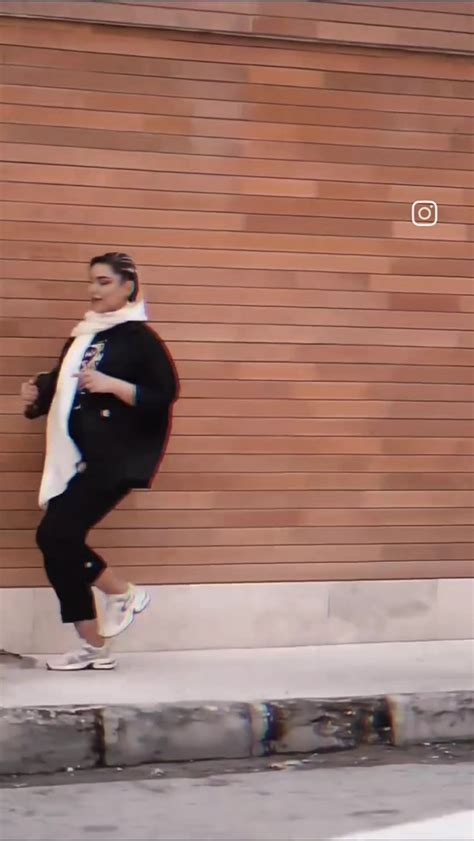 کلیپ عاشقانه عشق پسر لر همه چی از همه جا اینجا همه چی در فیلم ویسگون