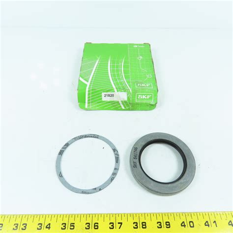 Skf 21820 Radial Oil Seal 3 1880 Id X 3 1940 Od 2 1880 Shaft