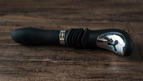 MiaMaxx Fucking Machine Review Kinky World