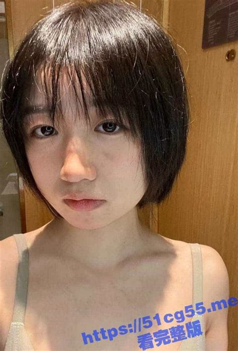 この18歳陰キャ少女、ふざけてエロ動画アップしたら200万回再生され消息不明に ポッカキットポッカキット