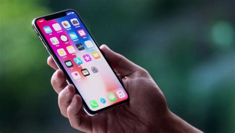 Oled Displays In Iphones Apple Looks Beyond Samsung Dazeinfo
